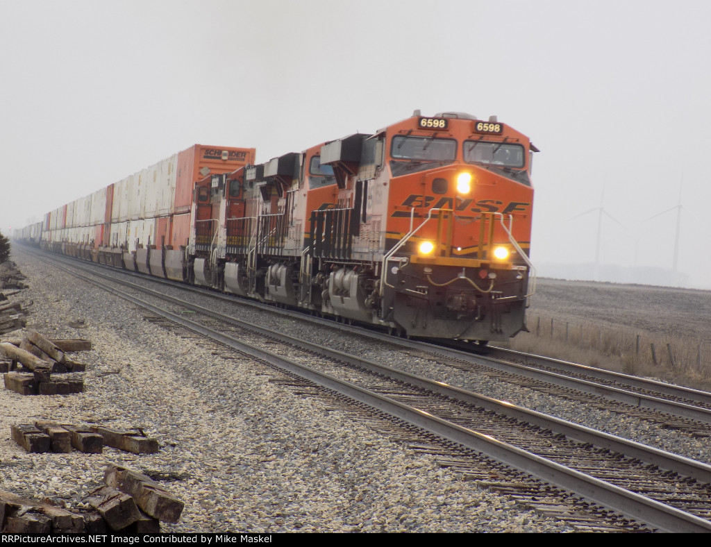 BNSF 6598